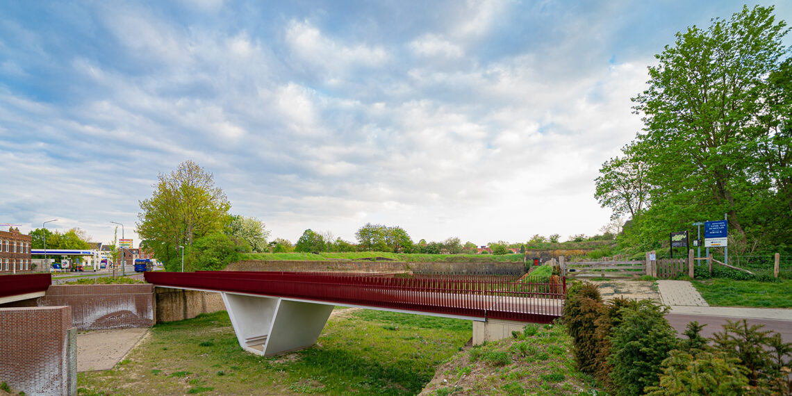 Fietsbrug - Haasnoot Bruggen